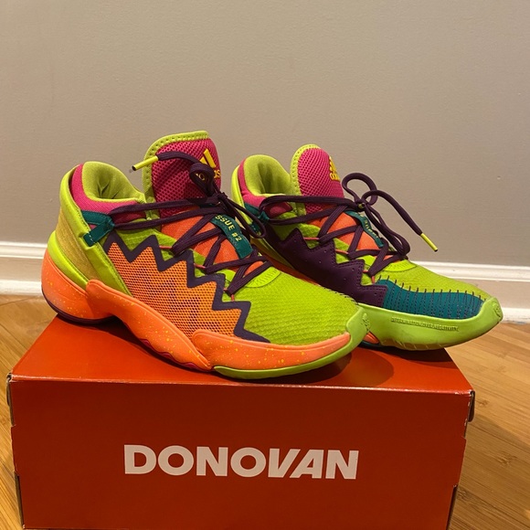 adidas | Shoes | Donovan Mitchell Issue 2 Basketball Shoes | Poshmark
